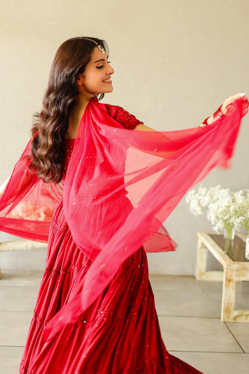 Red Dhalia Sunnia Manahil